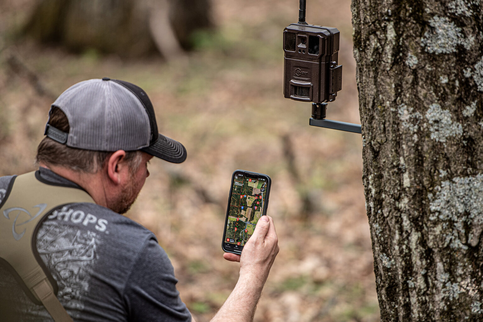 Deer Tracking Tips for a Successful Hunting Season | onX Hunt