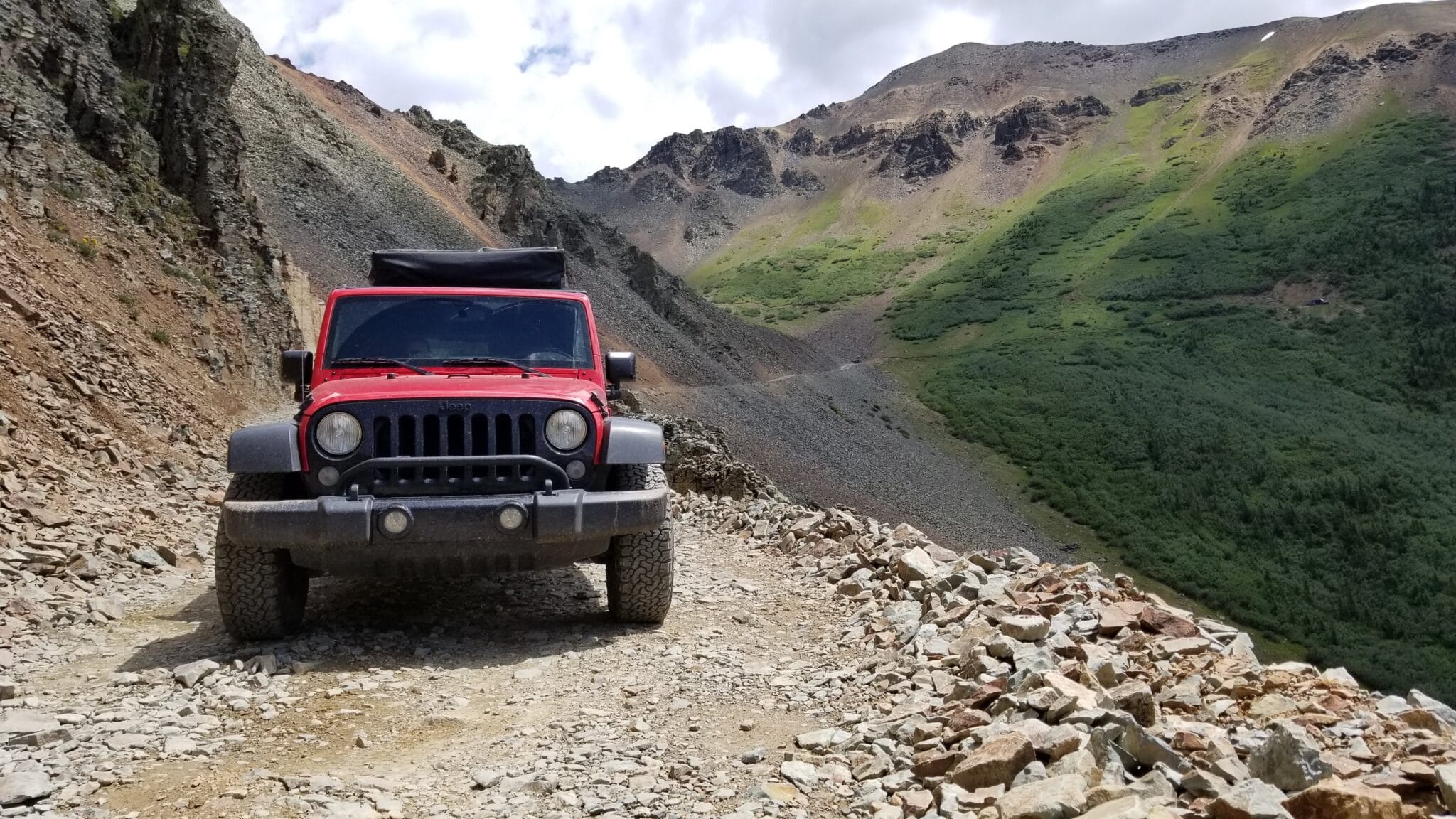 Off-Roading For Beginners: How To Find Trails, What to Bring, & More ...